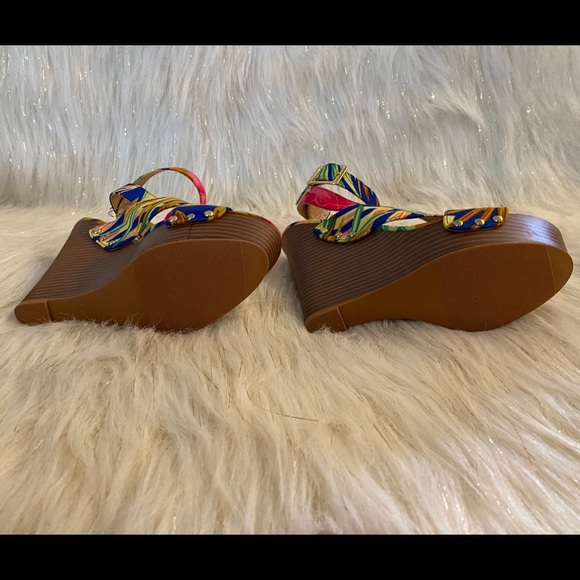 JustFab | Shoes | New Beautiful Marcy Floral Wedge Heels Justfab New ...